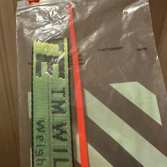 Off-White | Accessories | Offwhite Industrial Keychain Green Silver ...